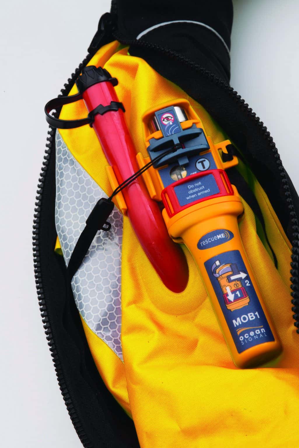 Thiết bị định vị cứu hộ cá nhân AIS Man OverBoard Ocean Signal MOB1